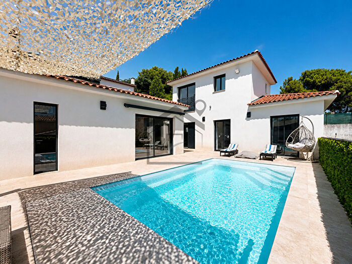 Les Pennes-Mirabeau, Cadeneaux, Monaco : Maison 4 pièces à vendre