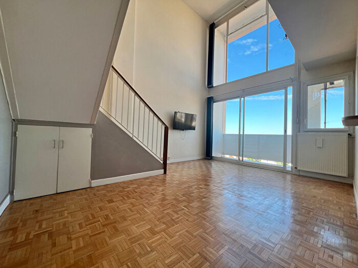 Pau, Centre-ville : Appartement 4 pièces à louer