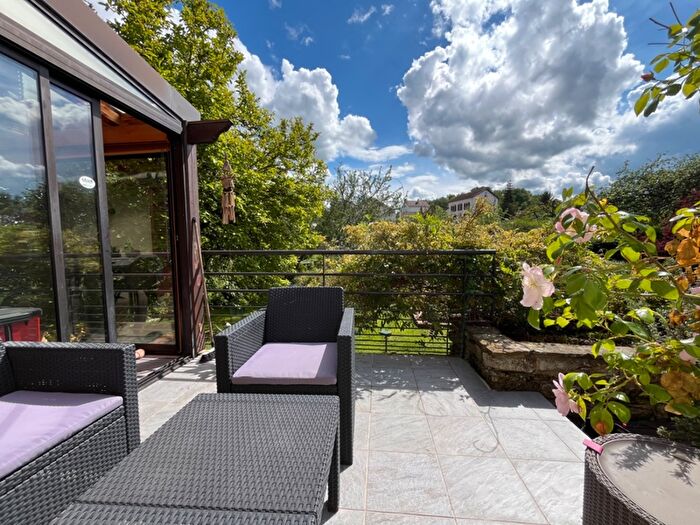 Maison à vendre - Golbey - 9 pièces - 6 chambres