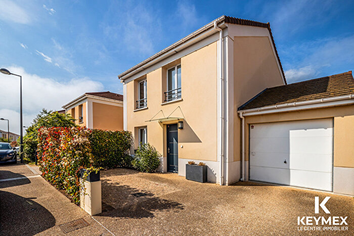 Bruyères-sur-Oise : Maison 5 pièces à vendre