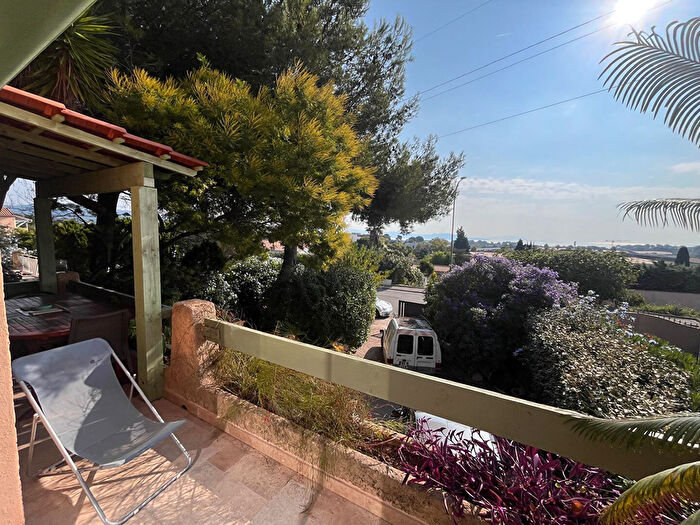 Maison à vendre - La Ciotat, Groupède, Le Pin de la Fade, Saint-Loup - 5 pièces - 4 chambres