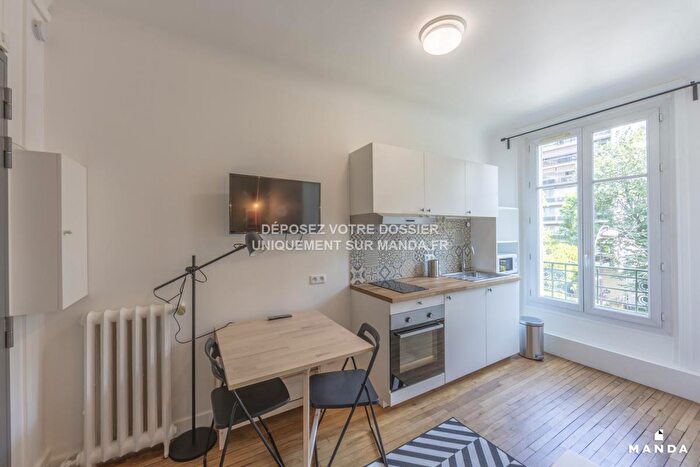 Appartement à louer - Paris e , Butte-aux-Cailles - 1 pièce - 1 chambre