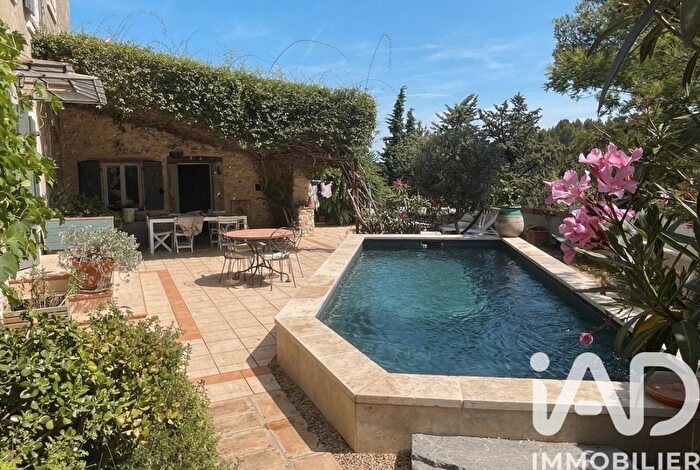 Maison 11 pièces à Bages, à vendre