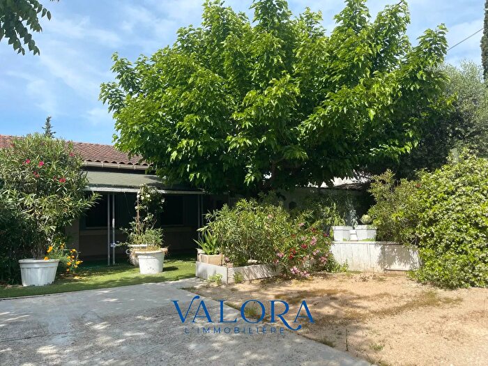 Maison à vendre - Saint-Rémy-de-Provence - 4 pièces - 3 chambres