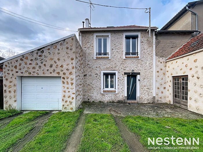 Maison à vendre - Saint-Fargeau-Ponthierry - 5 pièces - 3 chambres