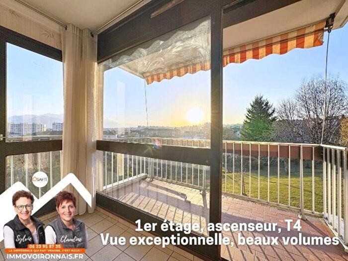 Appartement à vendre - Voiron, Centre-ville, Gare - 5 pièces - 3 chambres