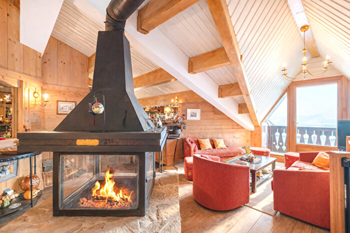 Appartement à vendre - Saint-Martin-de-Belleville - 6 pièces - 5 chambres