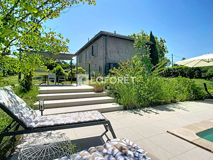 Maison 8 pièces à vendre à Cercié