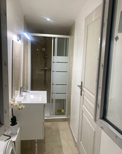 Chilly-Mazarin, Division Leclerc - Appartement 1 pièce à louer