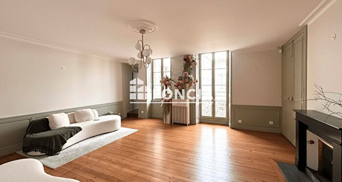 Appartement à vendre - La Rochelle, Centre-ville, Vieux-port, Marché - 2 pièces - 1 chambre