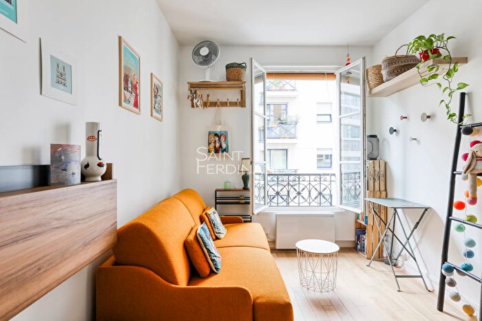 Appartement 1 pièce à Paris 17ème, La Fourche, Guy Moquet, à vendre