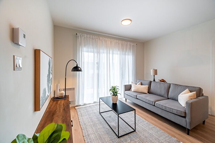 Appartement à vendre - Neuilly-Plaisance, Bel Air, Clémenceau, Carnot - 3 pièces - 2 chambres