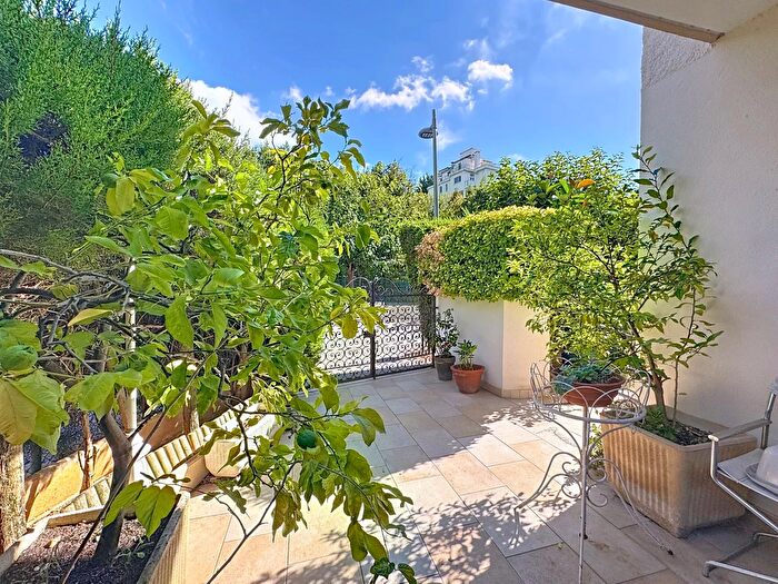 Appartement à vendre - Cannes, Petit Juas - 3 pièces - 2 chambres