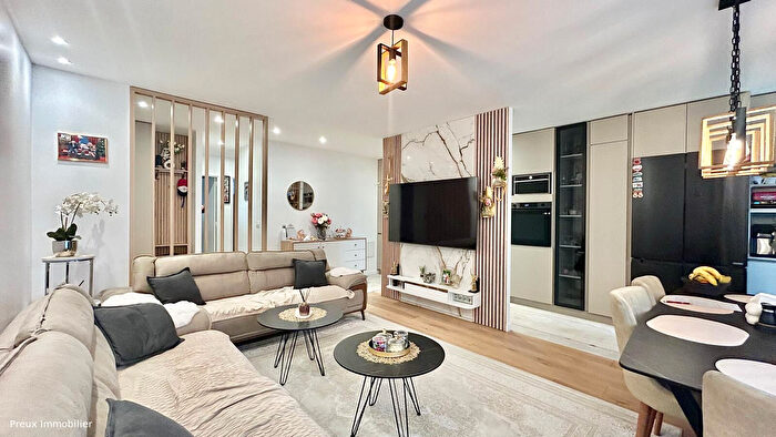 Appartement à vendre - Cran-Gevrier, Centre-ville, Le Vernay, Les Iles - 4 pièces - 3 chambres