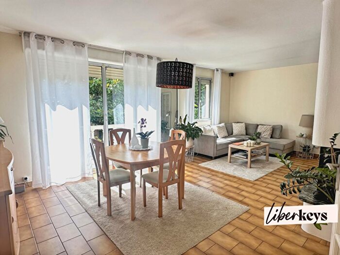 Maison à vendre - Le Blanc-Mesnil, Pôle Gare - 5 pièces - 3 chambres