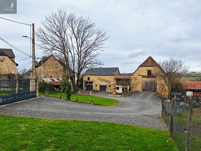 Maison à vendre - Anglars-Saint-Félix - 5 pièces - 3 chambres