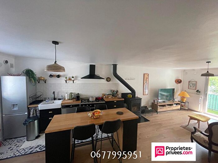 Maison à vendre - Alès, Centre-ville - 4 pièces - 2 chambres