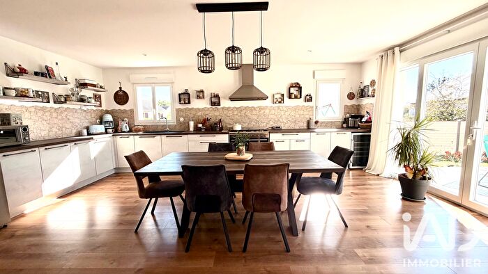 Maison 4 pièces à vendre à Troissereux