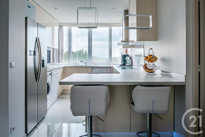 Appartement 4 pièces à Fontenay-le-Fleury, Croix du Mont, à vendre