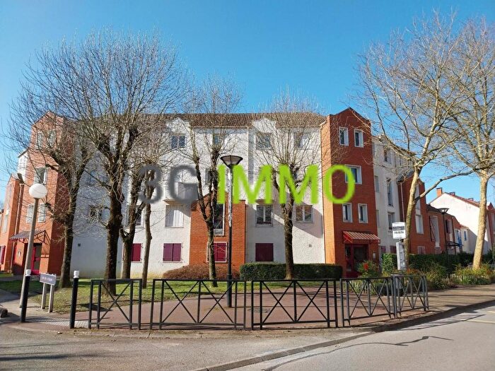 Appartement à vendre - Guyancourt, LEurope - 3 pièces - 2 chambres