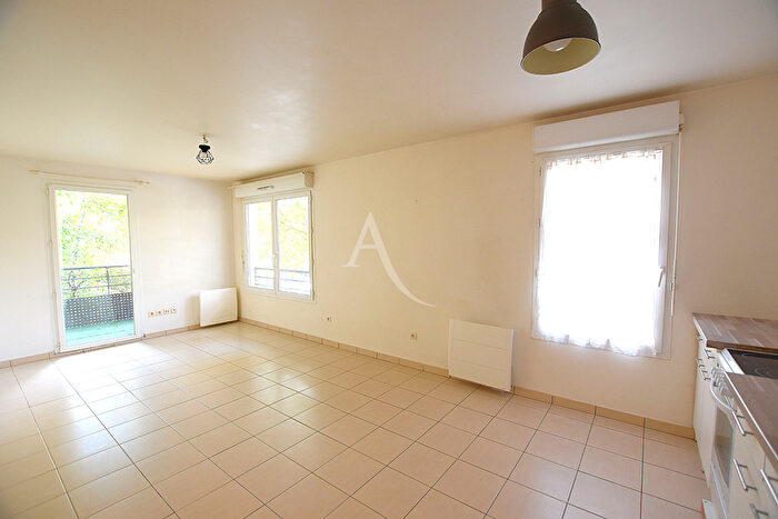 Cergy, Les Hauts-de-Cergy - Appartement 2 pièces à louer