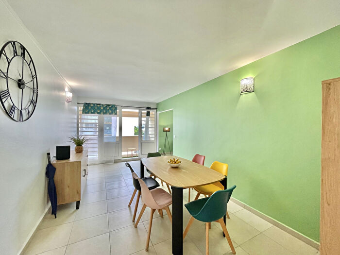 Pointe-à-Pitre : Appartement 4 pièces à vendre