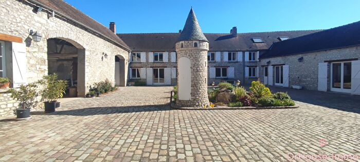 Chenou : Maison 10 pièces à vendre