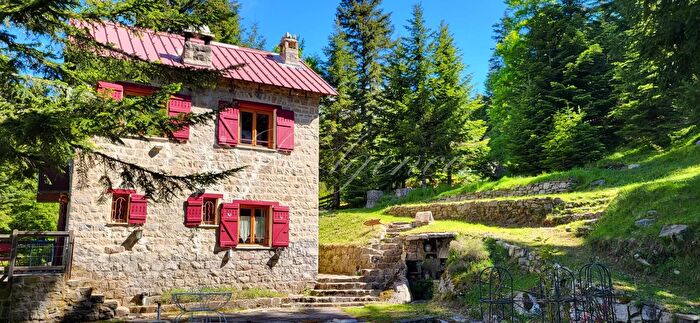Maison à vendre - Lucéram - 3 pièces - 2 chambres