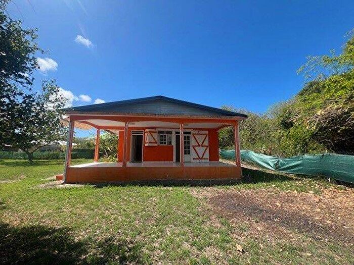 Maison 3 pièces à louer à Anse-Bertrand
