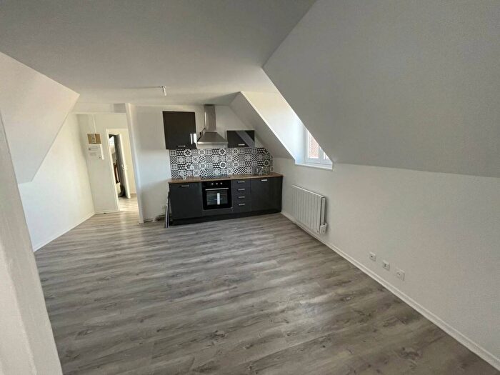 Centre Ville, Saint-Quentin - Appartement 3 pièces à louer