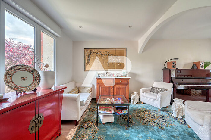 Maison à vendre - Rueil-Malmaison, Plaine Gare - 5 pièces - 4 chambres