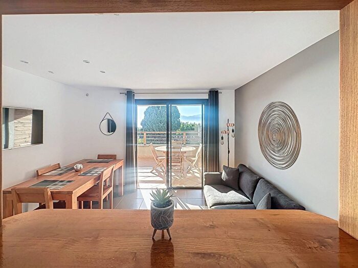 Appartement à louer - Albitreccia - 2 pièces - 1 chambre