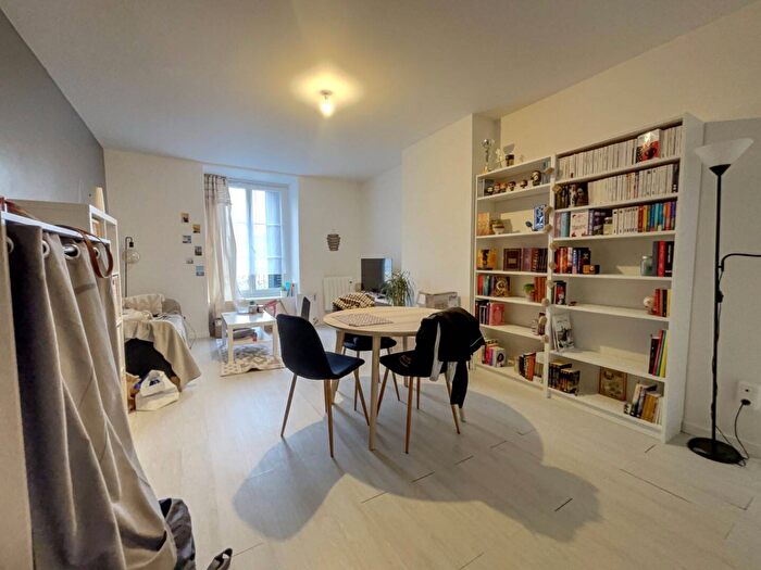 Appartement à louer - Marines - 2 pièces - 1 chambre