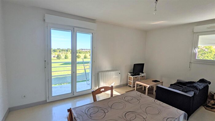 Appartement à louer - Bourges - 2 pièces - 1 chambre