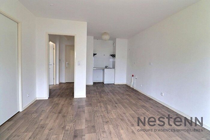 Appartement à louer - Neuilly-sur-Marne - 2 pièces - 1 chambre