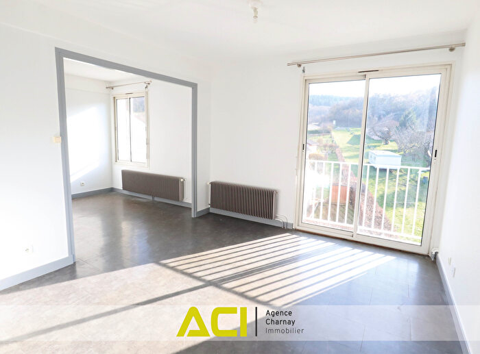 Appartement à louer - Lugny - 4 pièces - 3 chambres