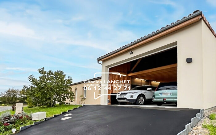 Maison à vendre - Verteuil-sur-Charente - 5 pièces - 4 chambres