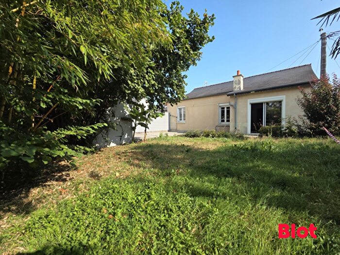 Quartiers Sud-Ouest, Sainte-Thérèse - Maison 4 pièces à vendre