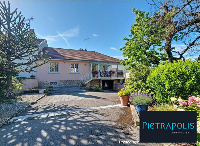 Chaumont, Centre-ville, Faubourg : Maison 4 pièces à vendre