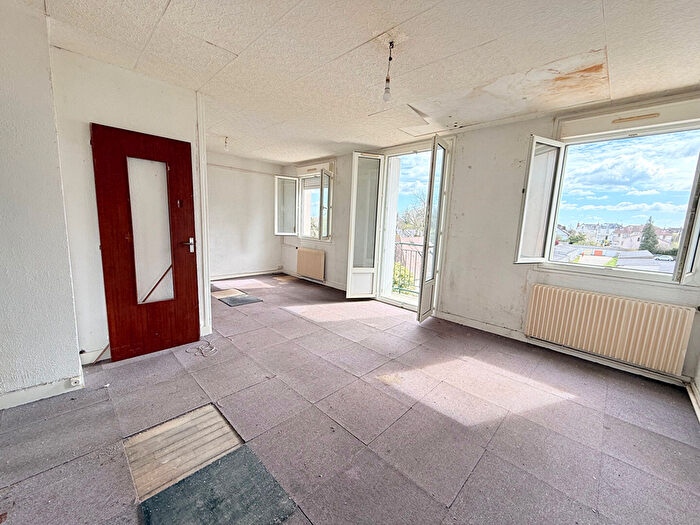 Bourges, Aéroport, Vauvert, Pierrelay, Pissevieille - Appartement 4 pièces à vendre