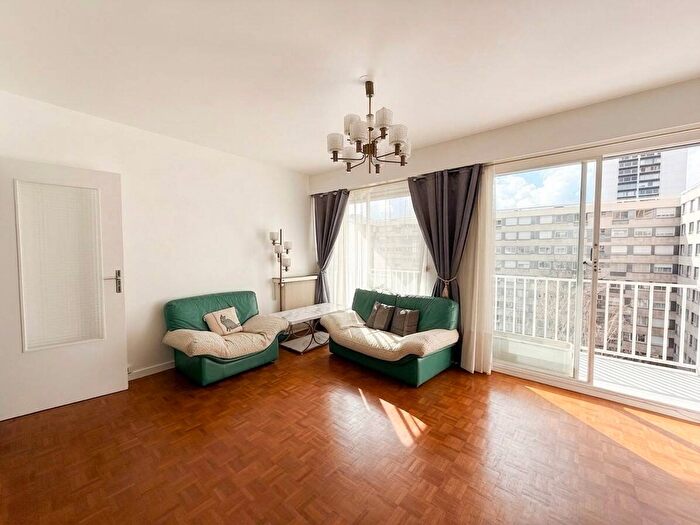 Appartement à louer - La Défense, Puteaux - 3 pièces - 2 chambres