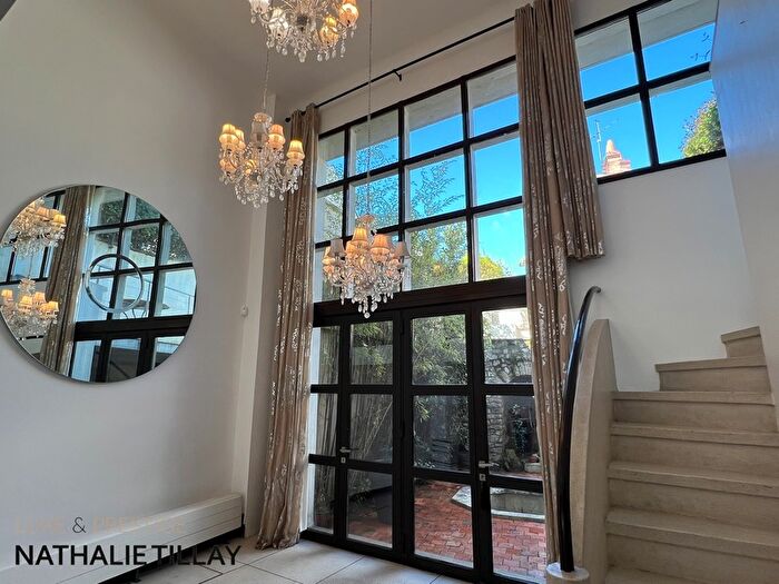 Maison à vendre - Orléans, Bourgogne, Saint-Euverte - 6 pièces - 4 chambres