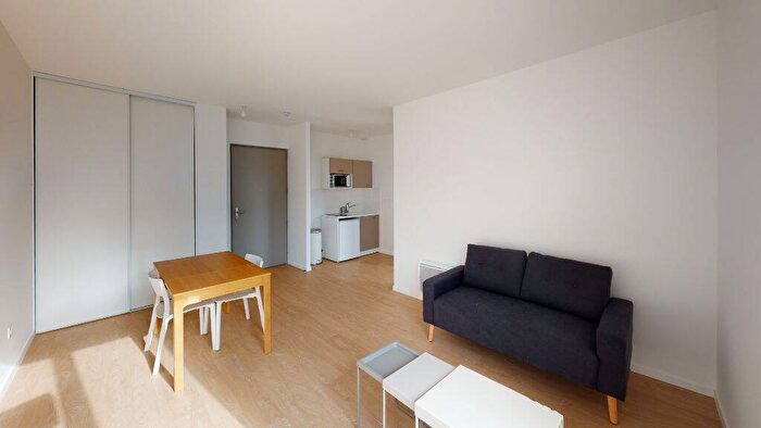 Colline des Pères-Tardy, Saint-Étienne - Appartement 2 pièces à louer