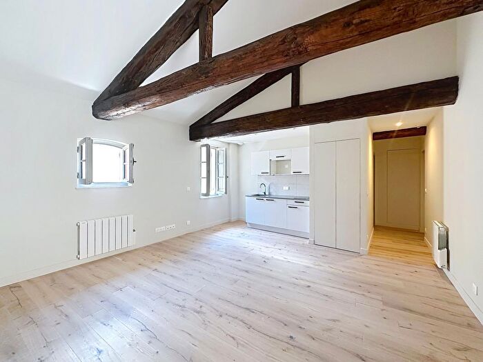 Avignon, Palais des Papes, Zone Piétonne - Appartement 1 pièce à louer