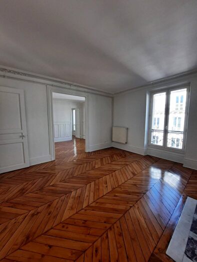 Appartement à louer - Trudaine-Maubeuge, Paris ème arrondissement - 3 pièces - 2 chambres