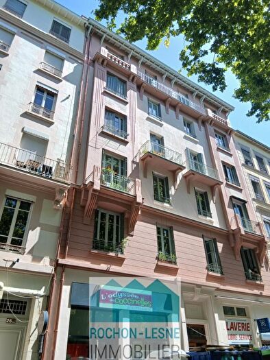 Appartement 3 pièces à louer à Lyon 9ème, Vaise, Rochecardon