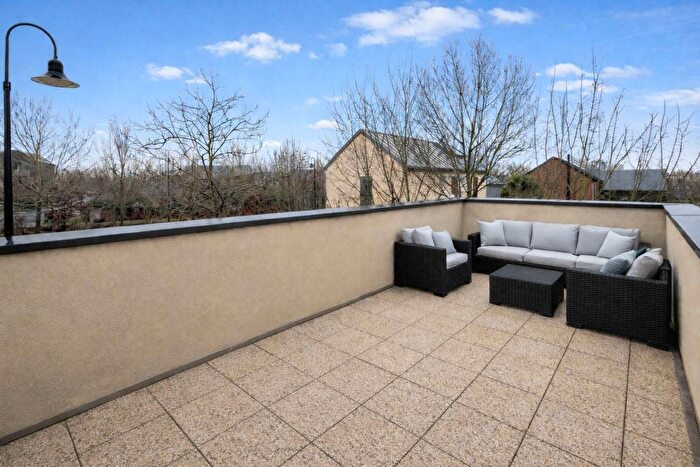 Appartement à vendre - Chessy - 3 pièces - 2 chambres