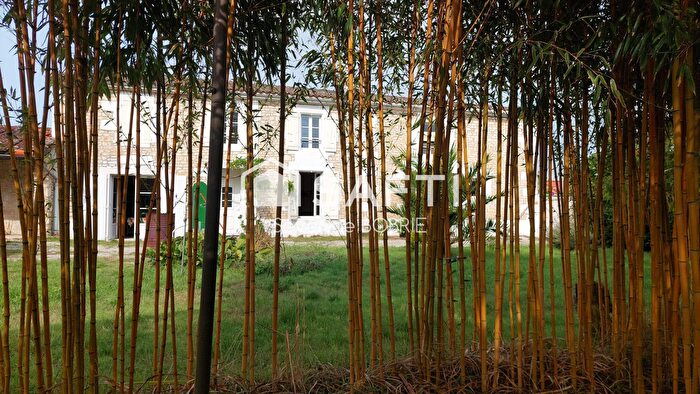 Maison à vendre - Le Mung - 6 pièces - 4 chambres