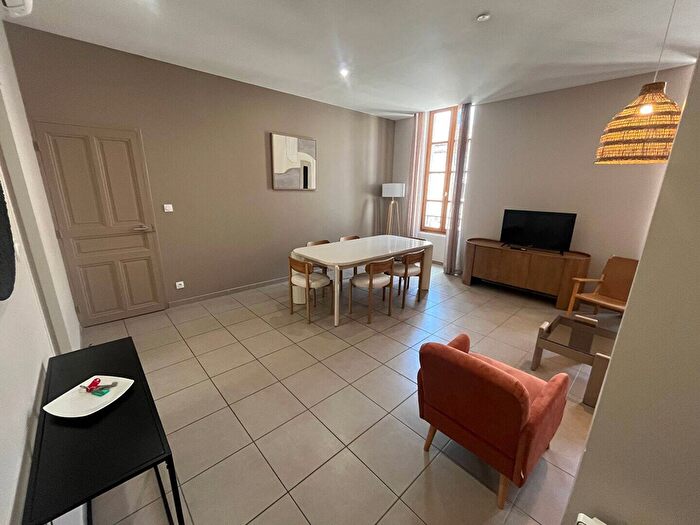 Appartement 3 pièces à Esplanade, Nîmes, à louer