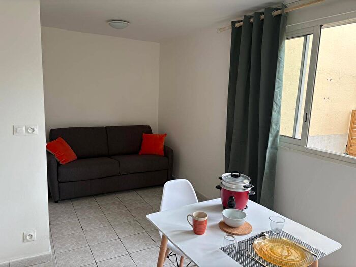 Appartement à louer - Le Tampon - 1 pièce